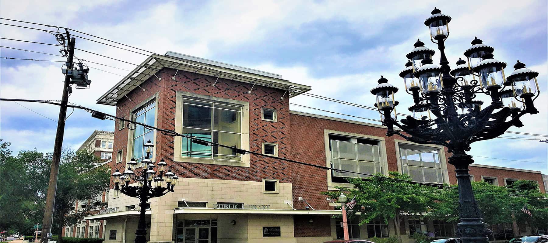 St. Louis Public Library Schlafly Branch | Central West End